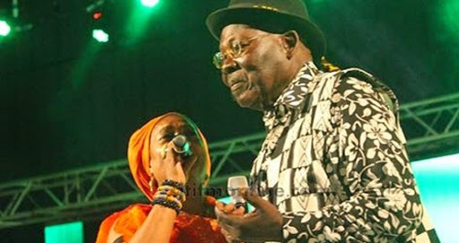 Download MP3: Paapa Yankson - Tena Me Nkyen Ft Paulina Oduro